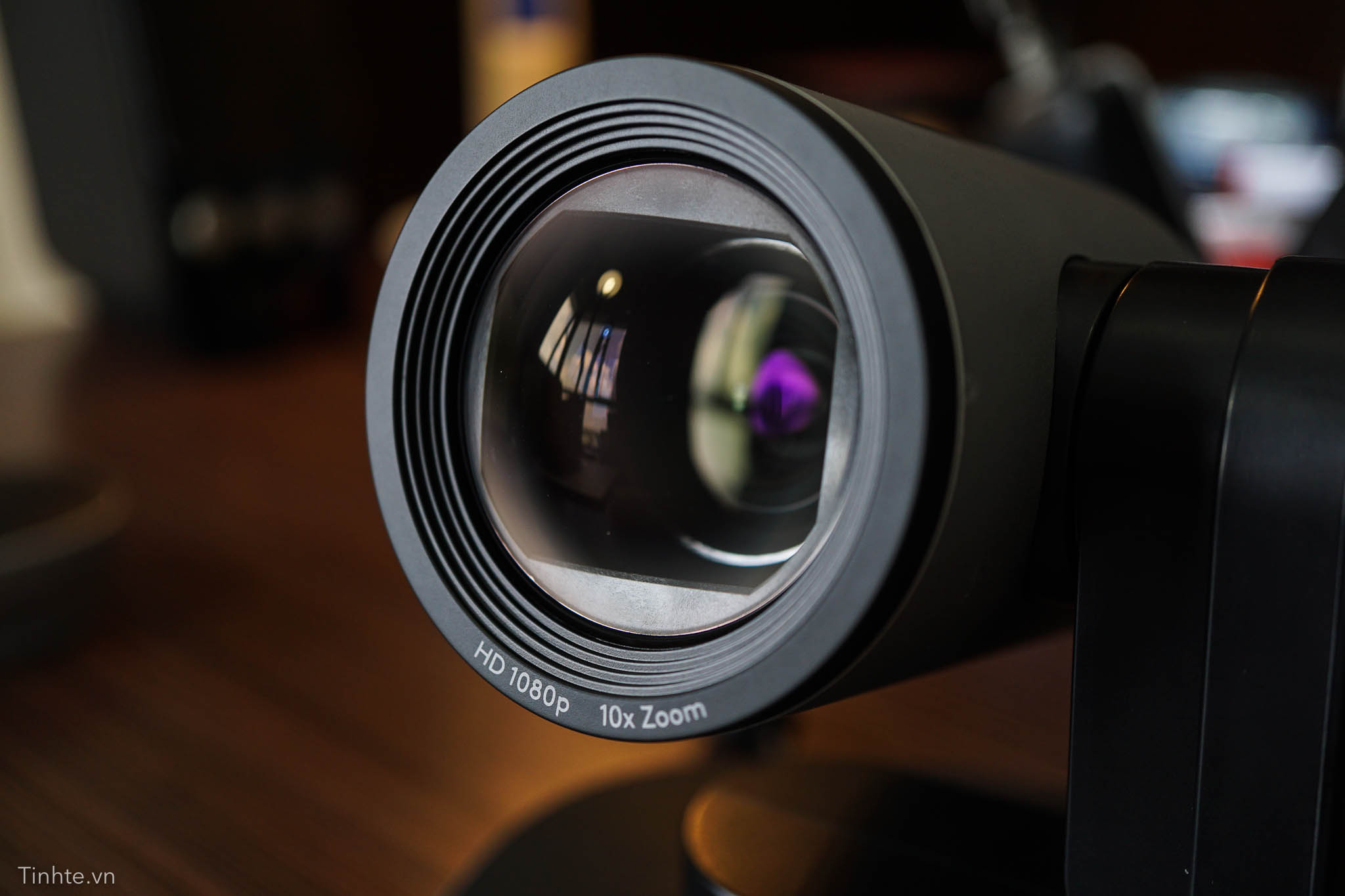 Trên tay Logitech GROUP: Gọi hội thoại video Full HD, Zoom 10X, Camera ...