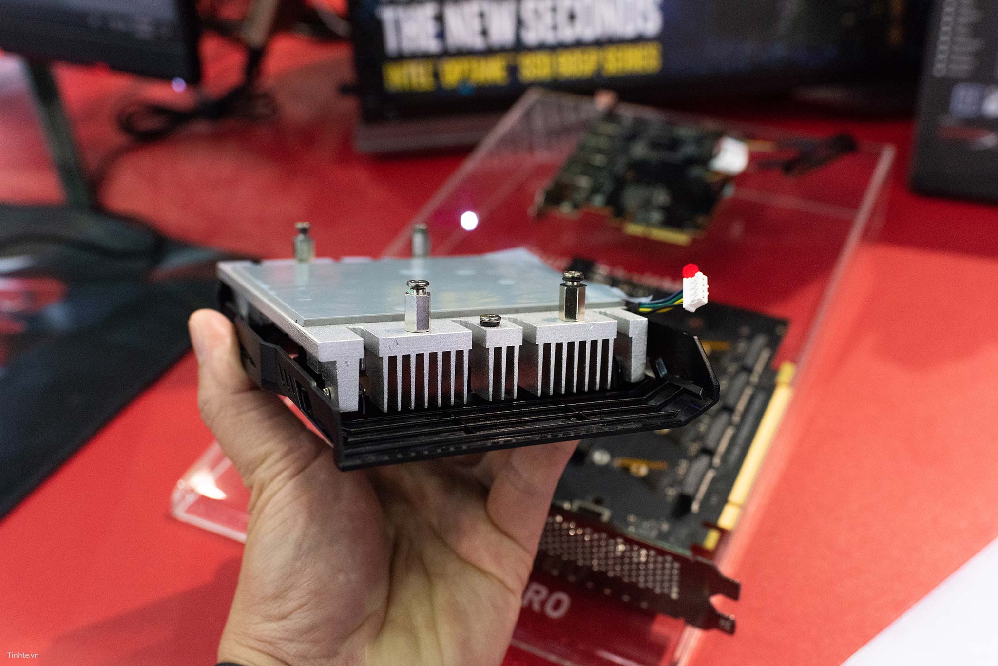 MSI giới thiệu card PCIe M.2 mở rộng, có thể gắn đến 4 SDD NVMe | Viết ...