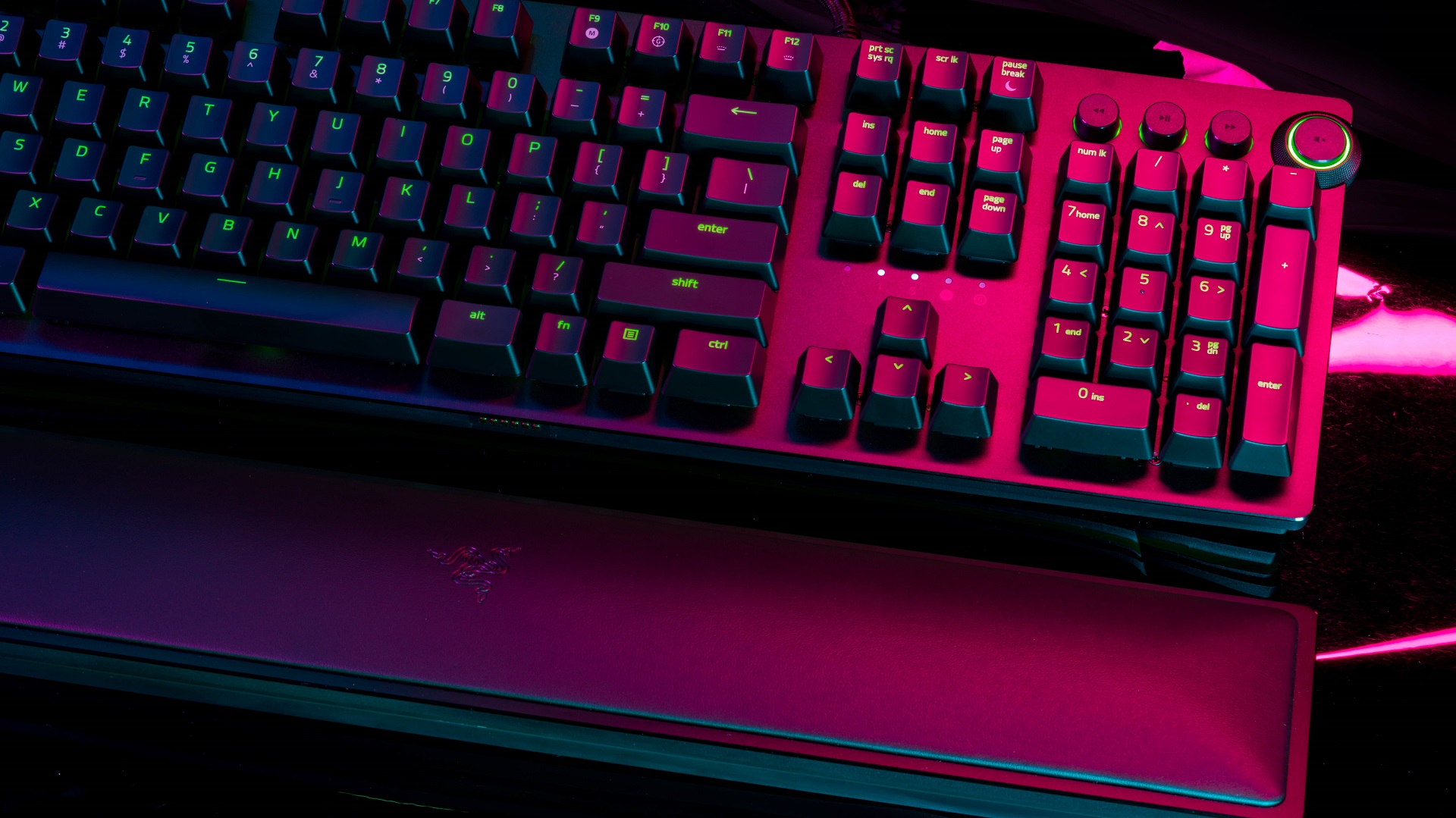 Razer Huntsman & Razer Huntsman Elite : Mở hộp và so sánh nhanh | Viết ...