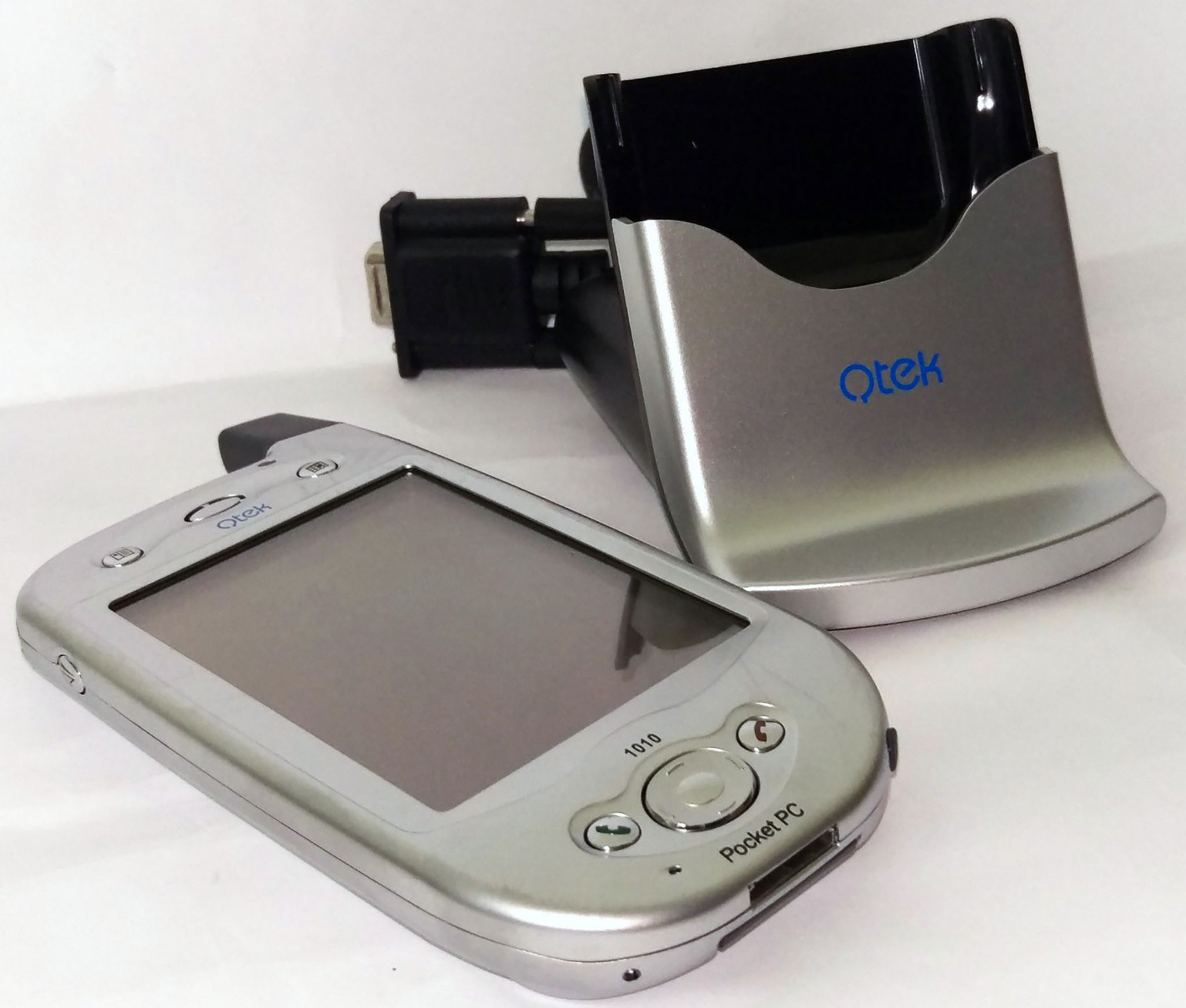 Trở lại quá khứ: HTC đặt nền tảng cho smartphone hiện đại như thế nào?