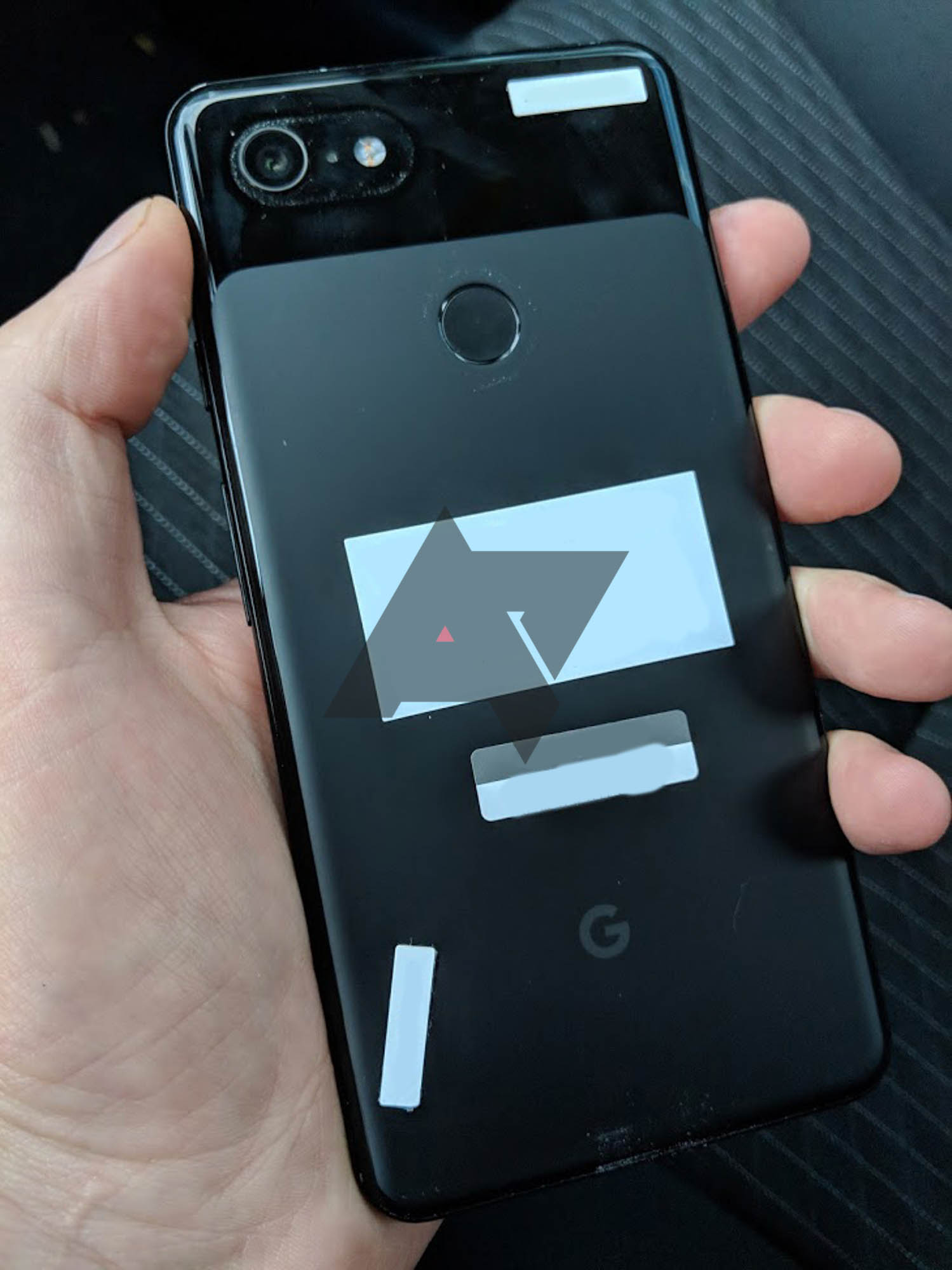 Một chiếc Pixel 3 XL chưa ra mắt đã bị bỏ quên trên xe Lyft