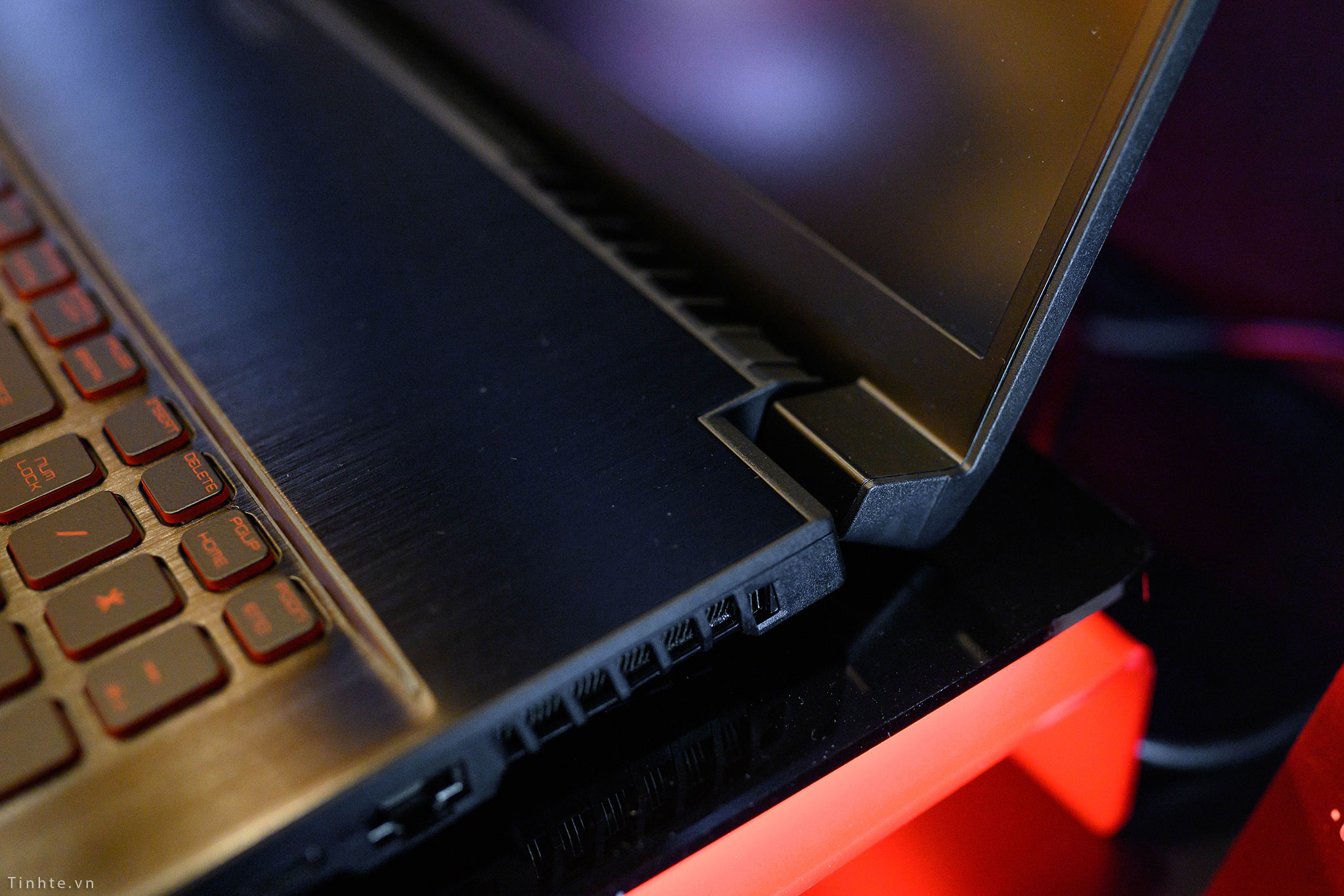 #CES19: MSI nâng cấp đồng loạt RTX 20 cho laptop gaming, dòng GS mỏng ...