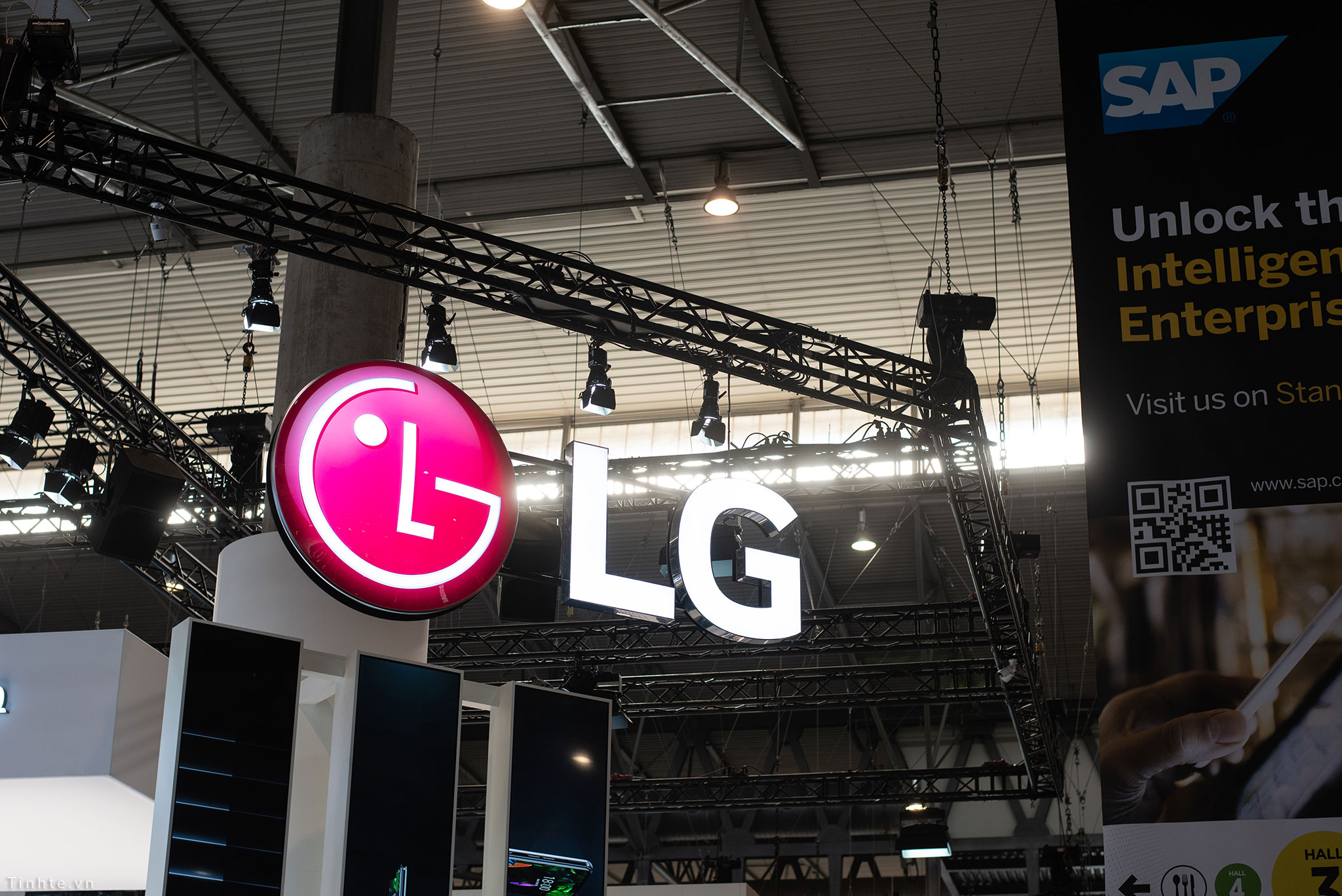 #MWC19: Trên tay LG G8 ThinQ với tính năng Hand ID