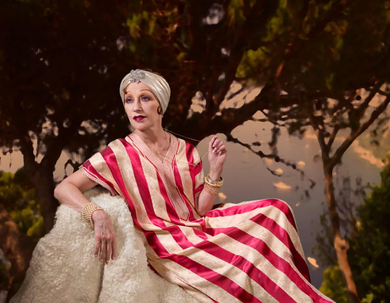 Nữ nghệ sỹ thị giác Cindy Sherman : Dùng nhiếp ảnh để đấu tranh cho nữ ...