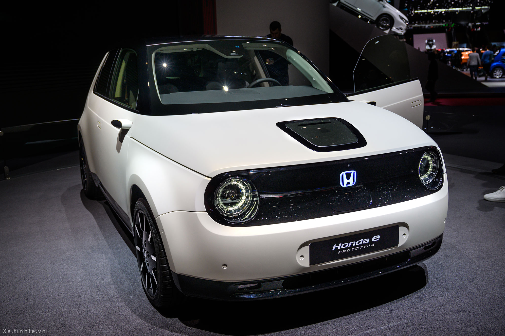 Trên tay Honda E Prototype - Phiên bản xe điện gần sản xuất của Honda