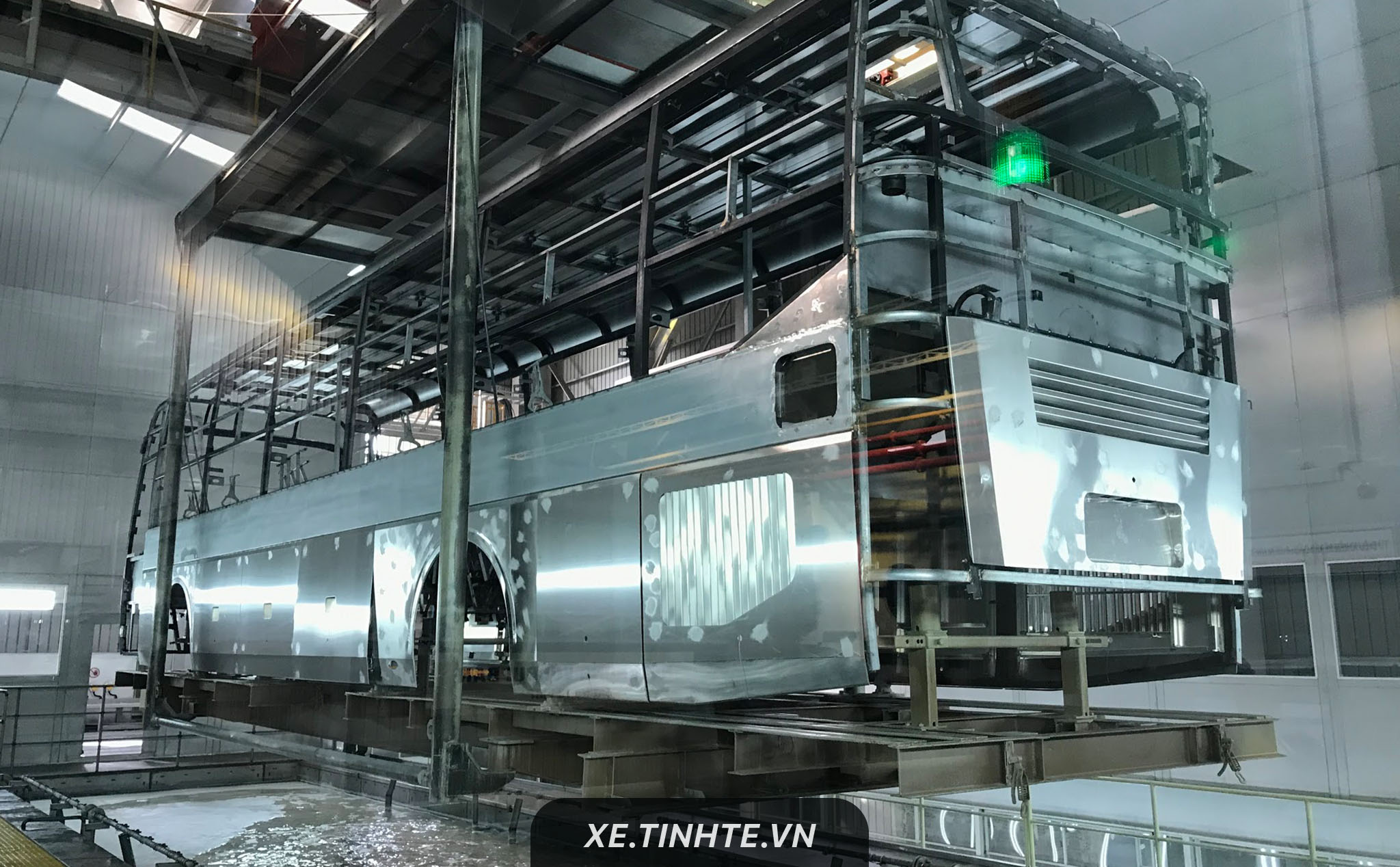 Vingroup thành lập VinBus, tham gia lĩnh vực vận tải hành khách, 100% ...