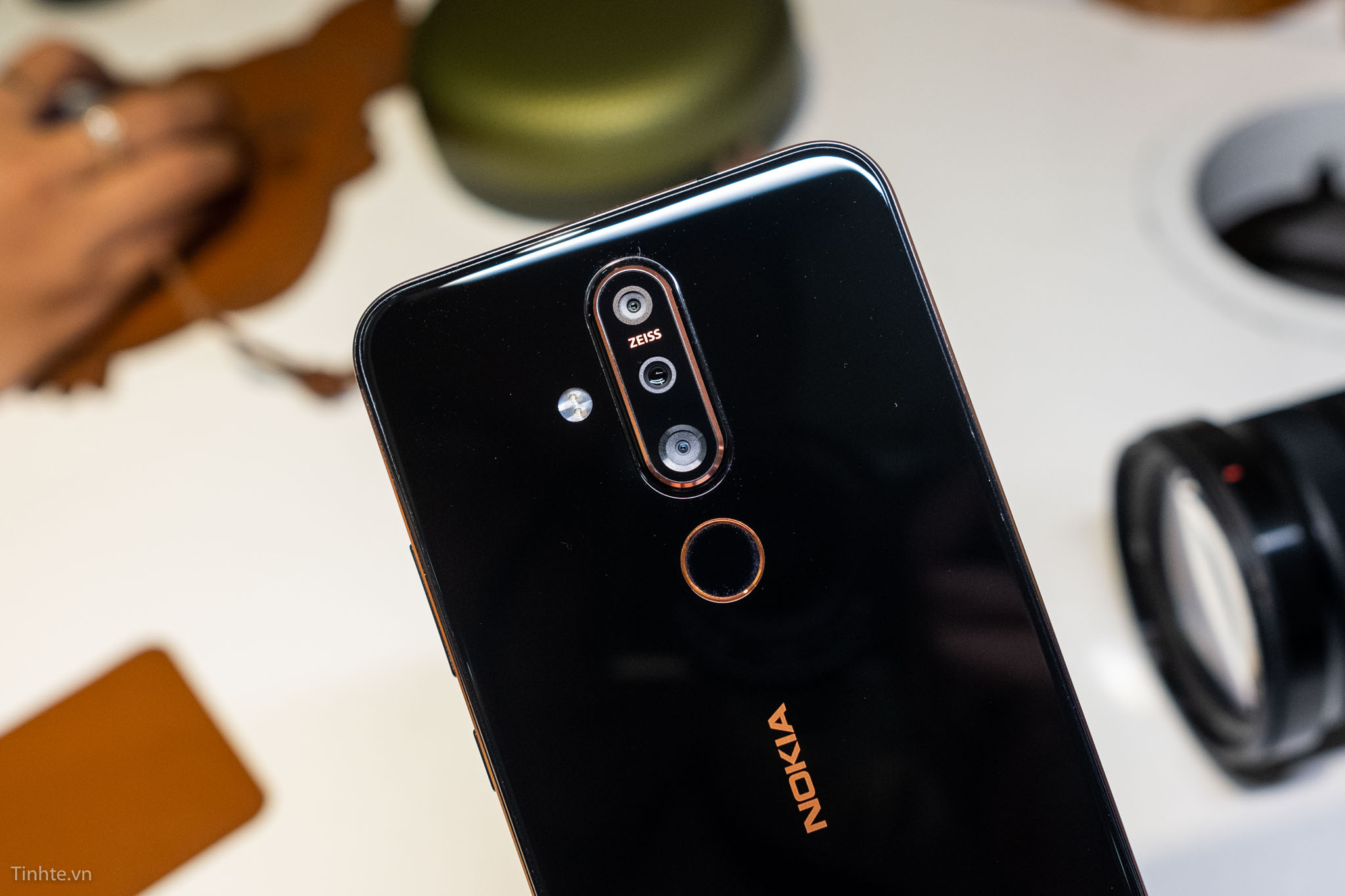 Trên tay Nokia X71: màn hình khoét lỗ là điểm cộng nhưng chip ...