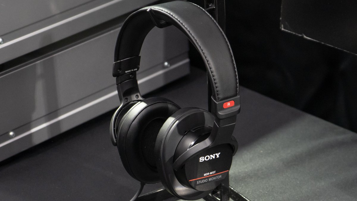 Sony ra mắt mẫu tai nghe Hi-Res mới MDR-M1ST