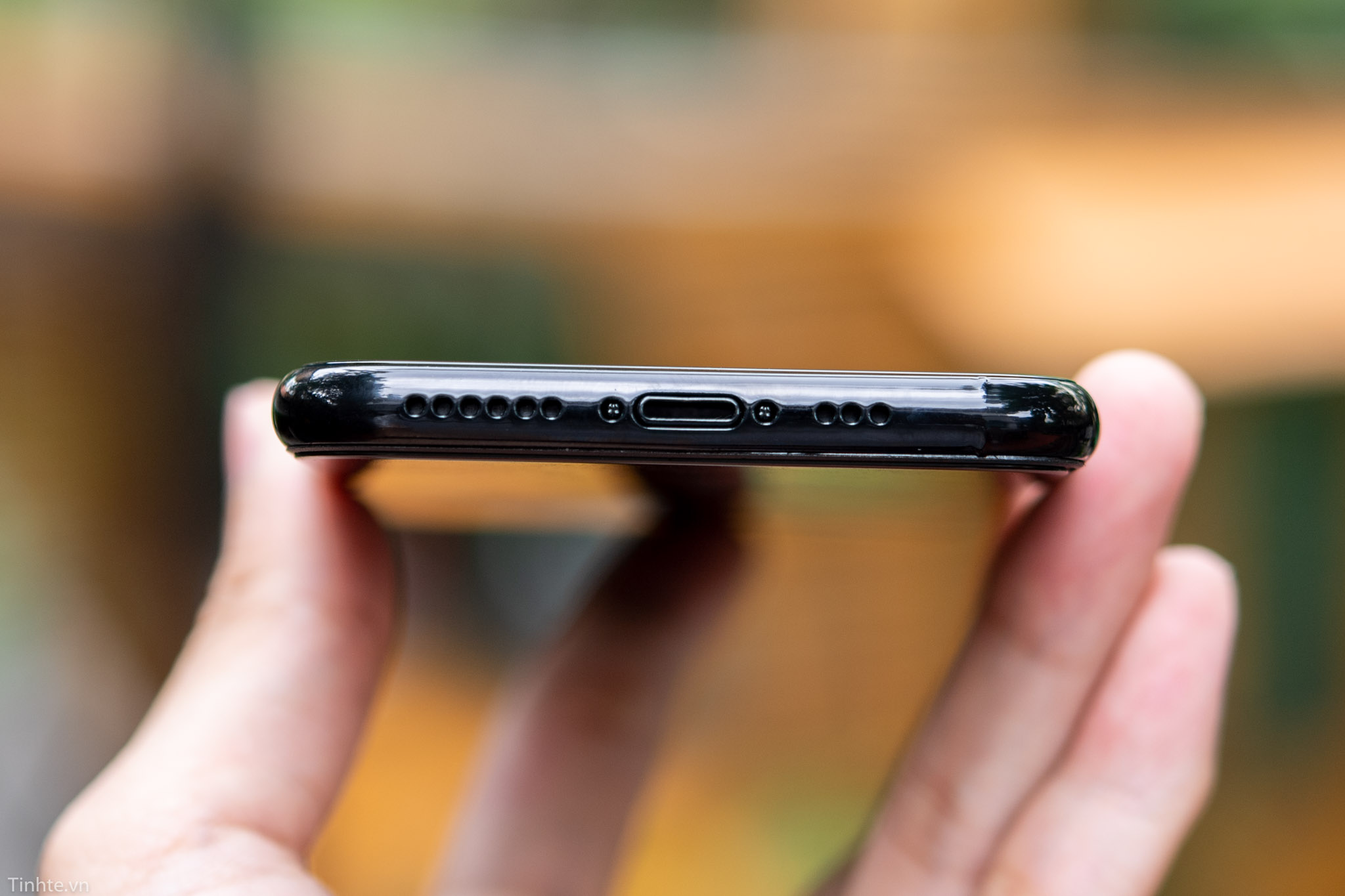 Trên tay dummy các loại iPhone 11: cụm camera vuông không quá lồi?