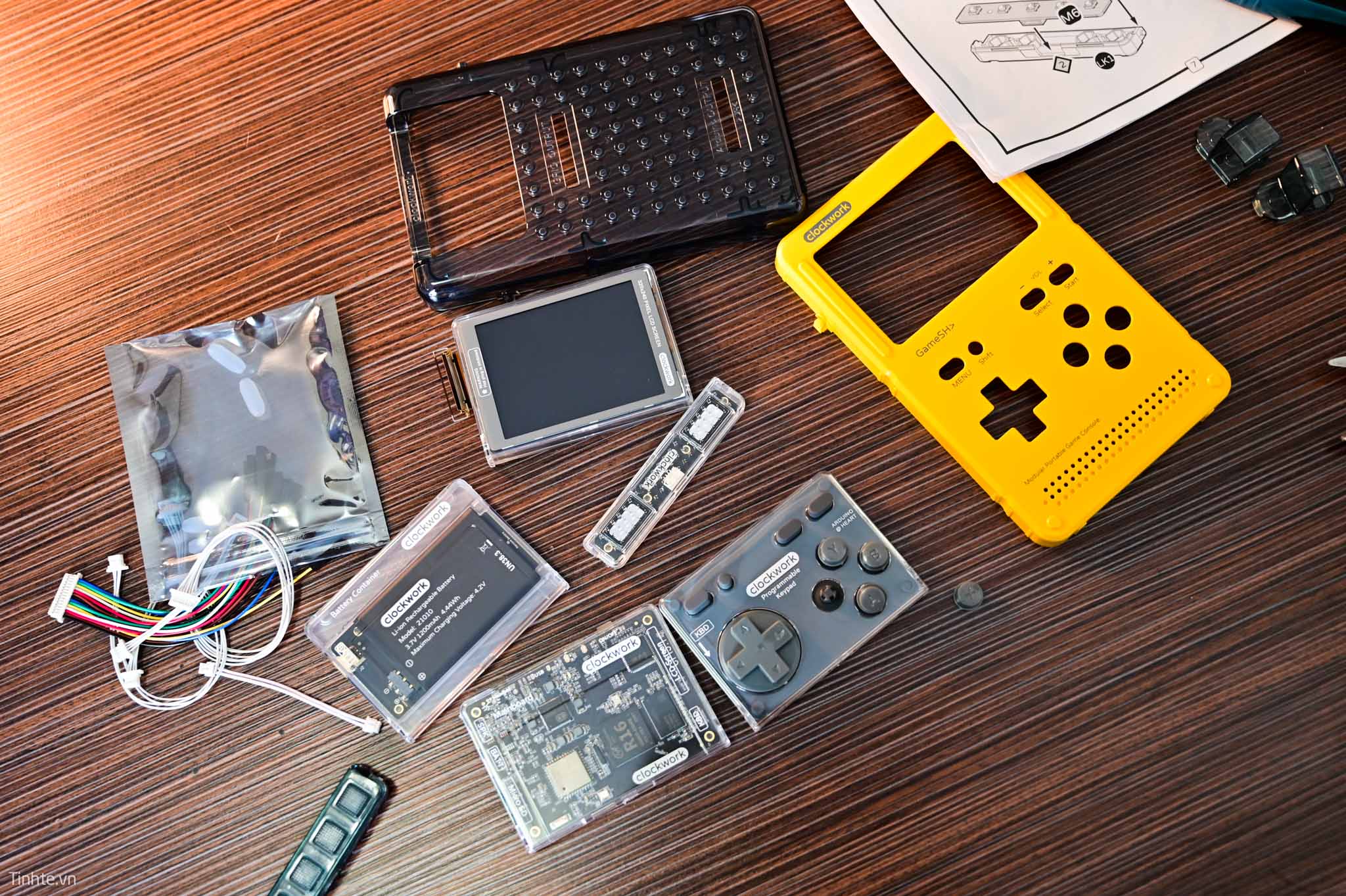 Đánh giá Clockworkpi Gameshell: Đồ chơi cho thế hệ 8x không chịu già