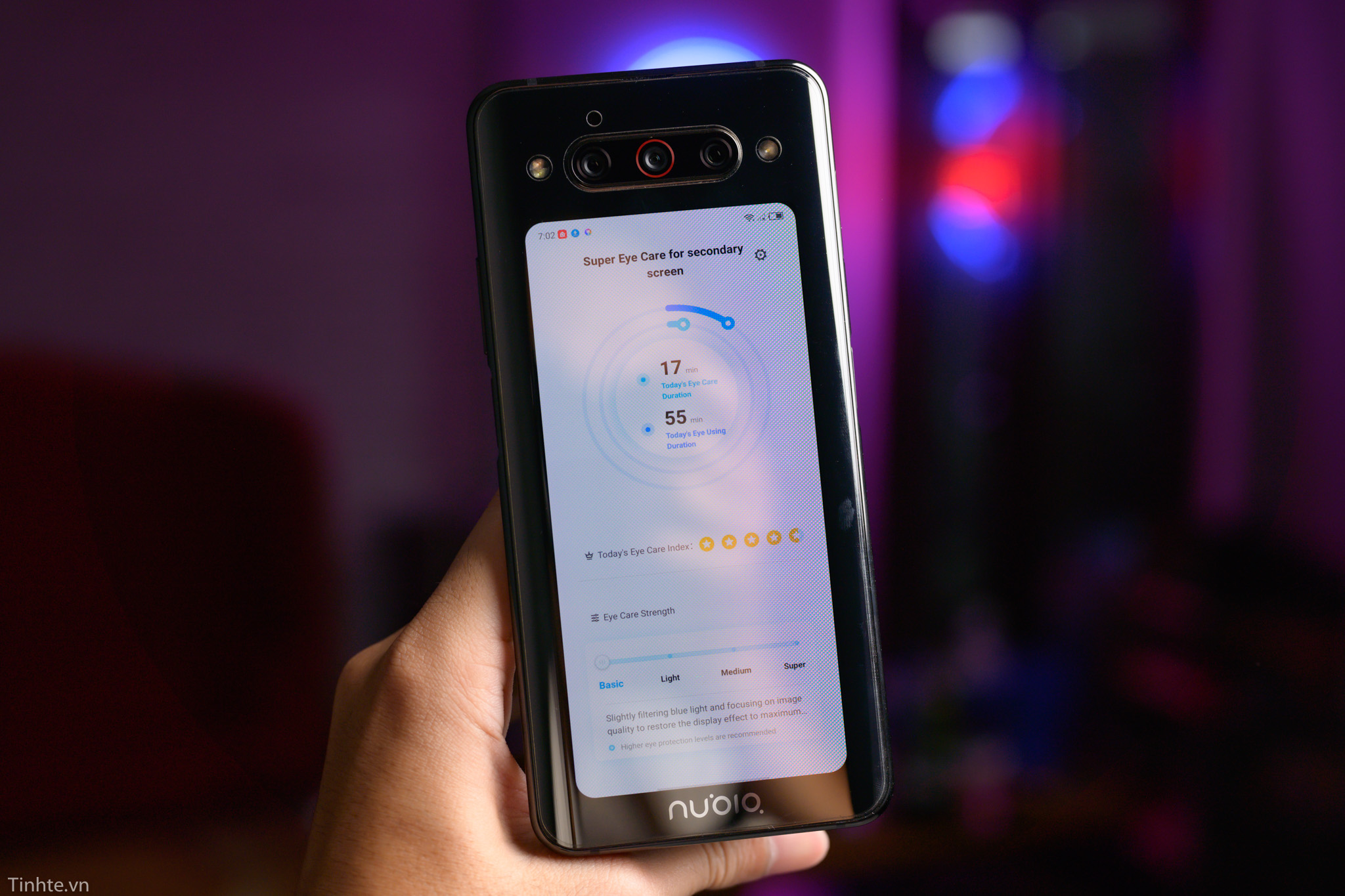 Trên tay ZTE Nubia Z20: trước sau đều là màn hình