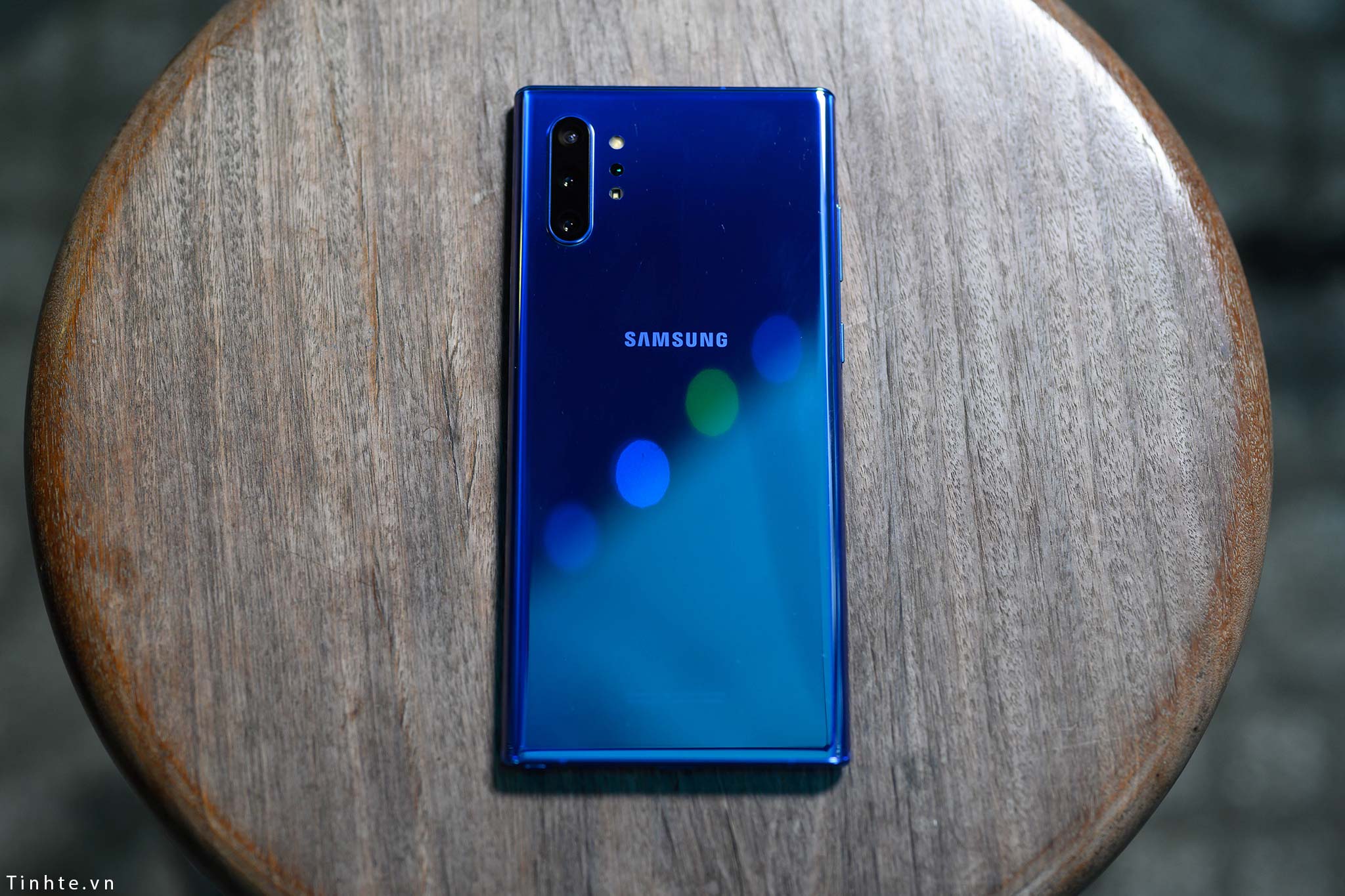 Trên tay Samsung Galaxy Note 10+ Aura Blue | Viết bởi MinhTriND