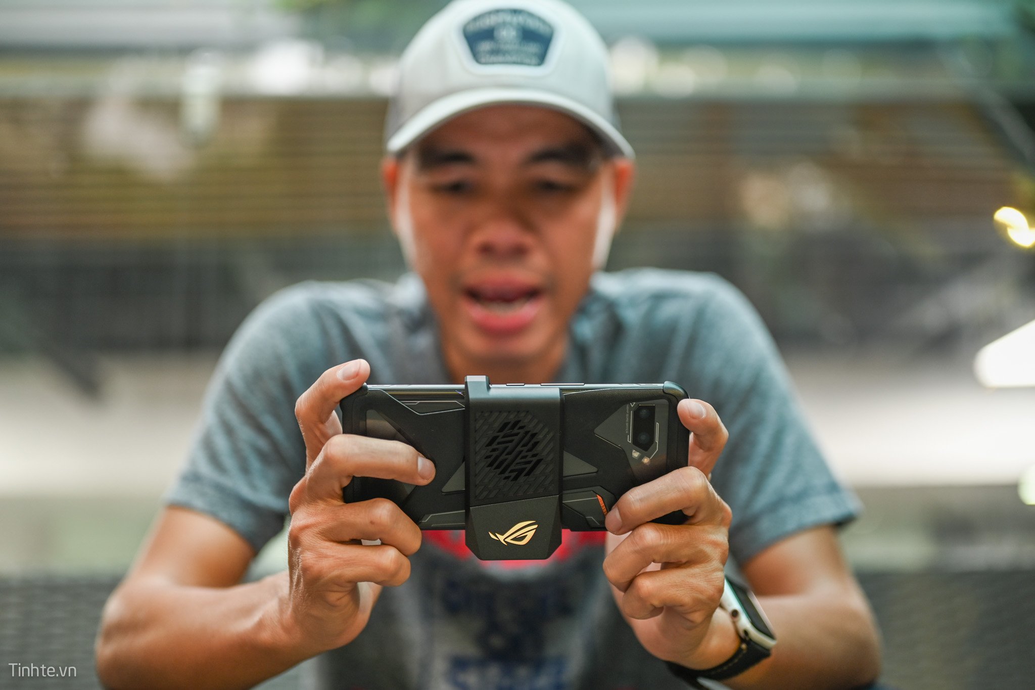 [Chia sẻ] Dùng ROG Phone II để chơi game được bao lâu thì hết pin ...