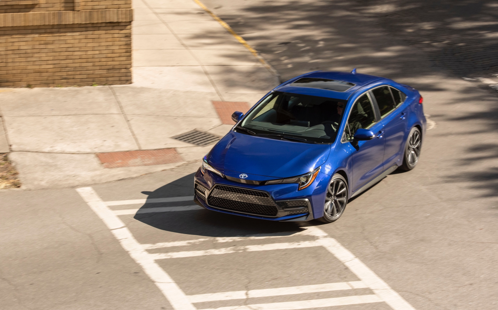 Toyota Corolla 2020 chi tiết - trẻ trung, mạnh mẽ, thông minh và tiện ...