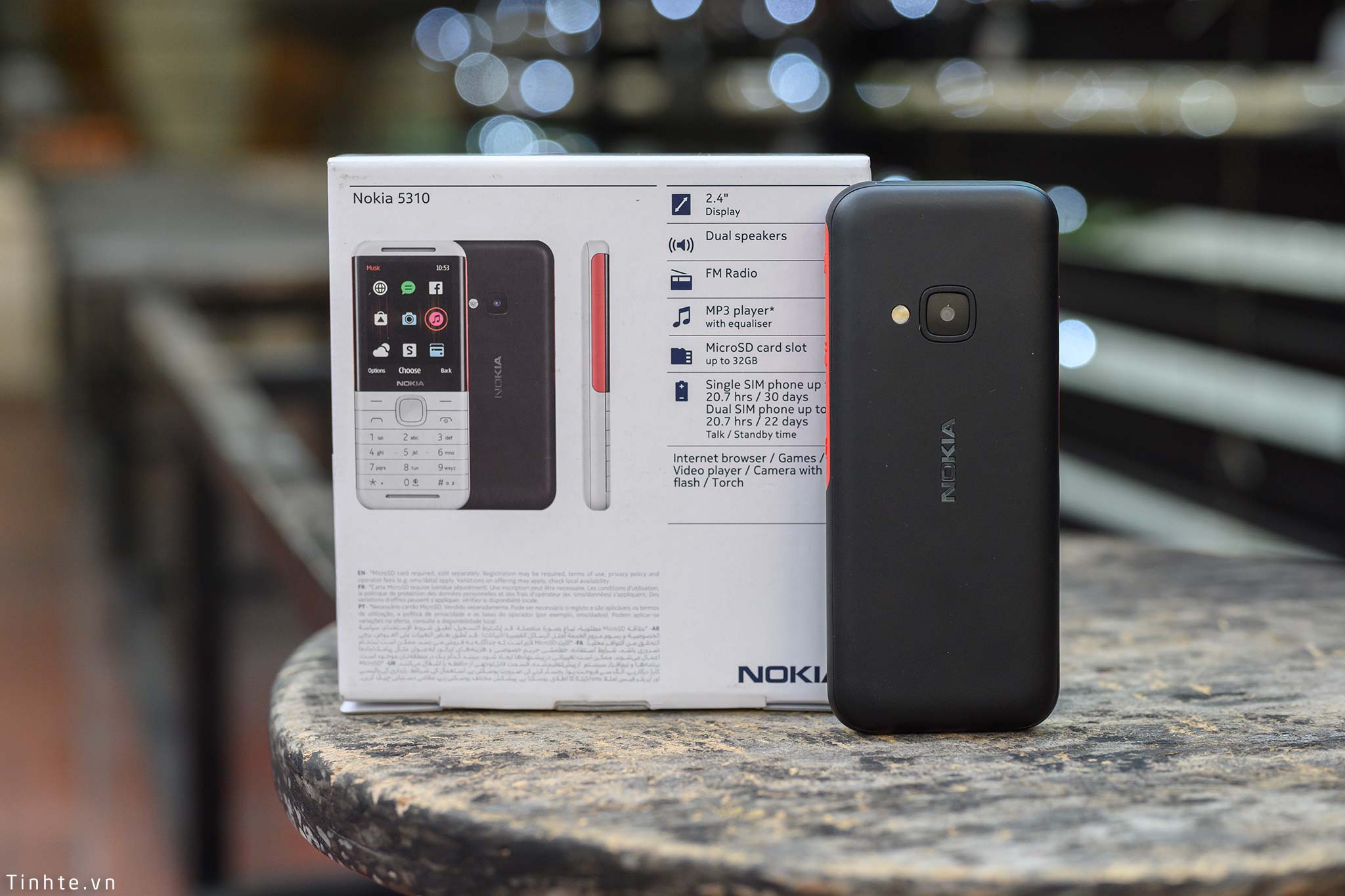 Trên tay Nokia 5310 (2020): tính năng cơ bản, nghe đài FM trực tiếp, loa kép, giá dưới 1 triệu