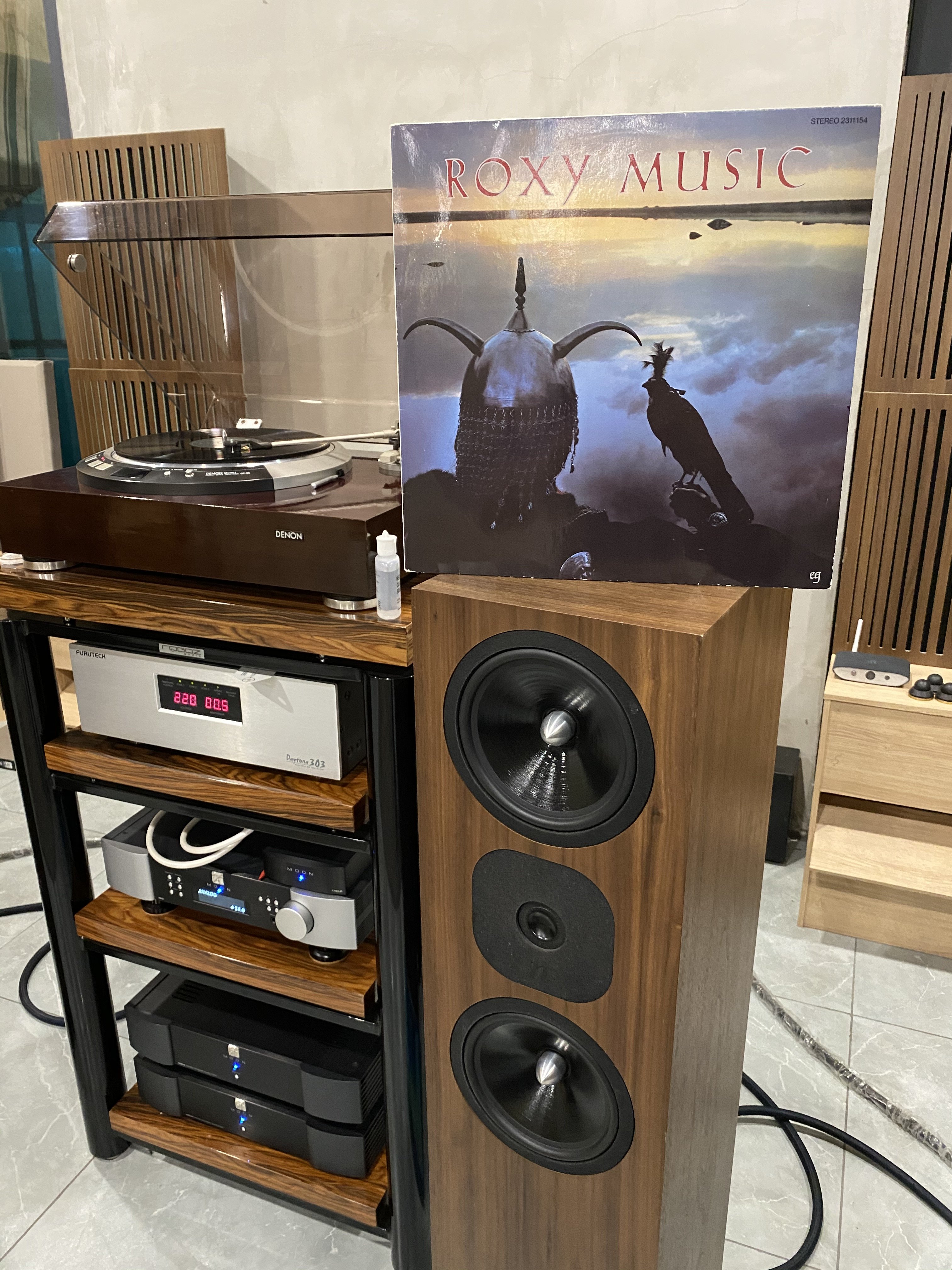 Đánh giá Simaudio Moon 110LP V2 - Phonostage tầm trung chất lượng cao ...
