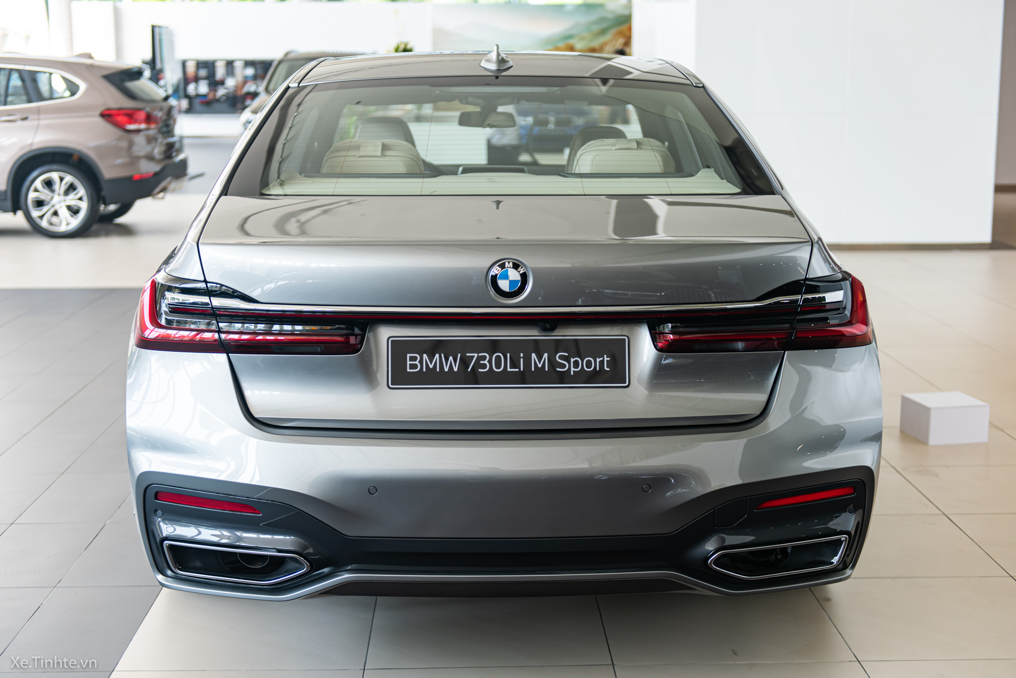 Chi tiết BMW G12 730Li LCI M-Sport, một chiếc xe sang cỡ lớn mang dáng ...