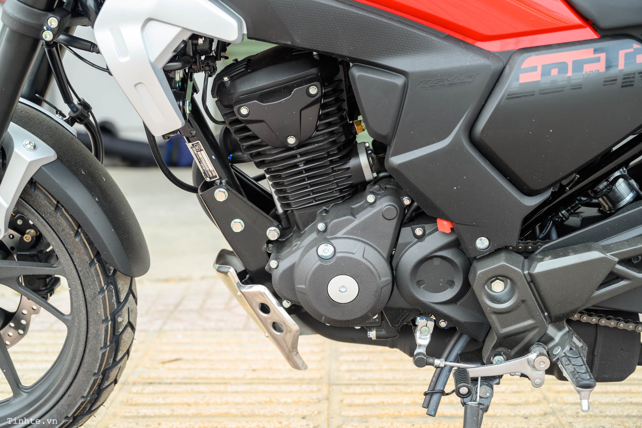 Trên tay Honda CBF190TR: 16 mã lực, ABS phanh trước, hơn 80 triệu ...