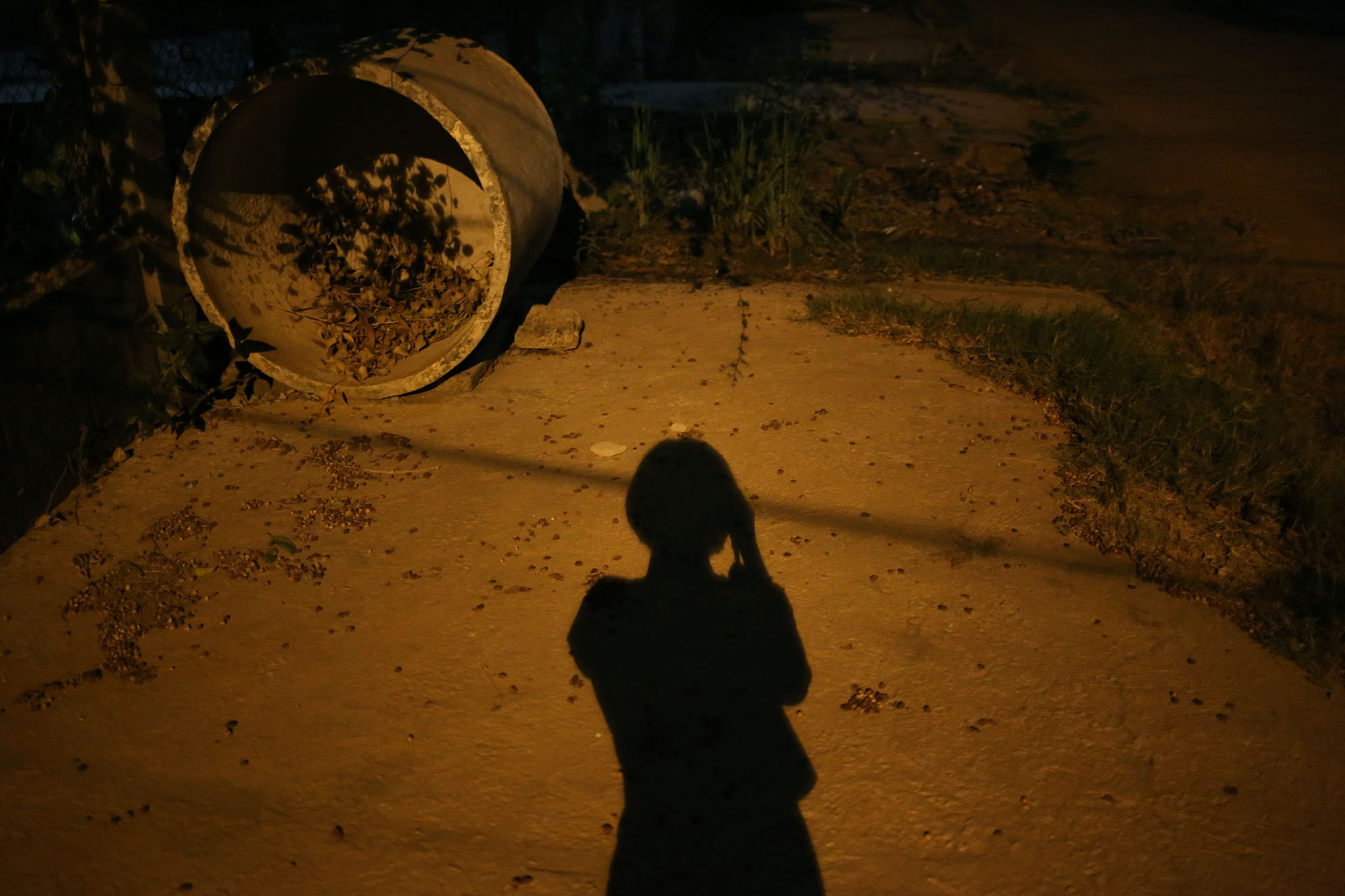 Cài đặt thông số để chụp ảnh ban đêm như thế nào khi không có tripod ...