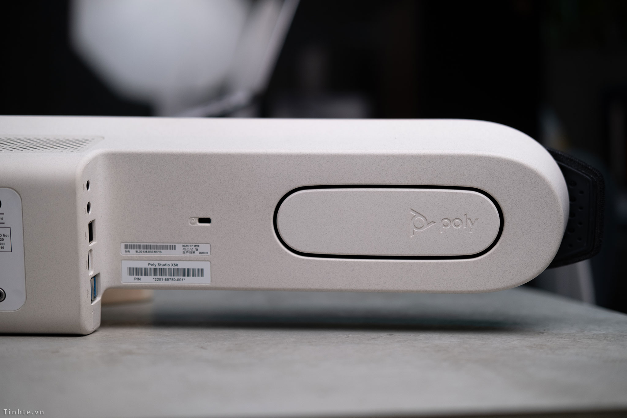 Trên tay thiết bị hội nghị truyền hình Poly Studio X50