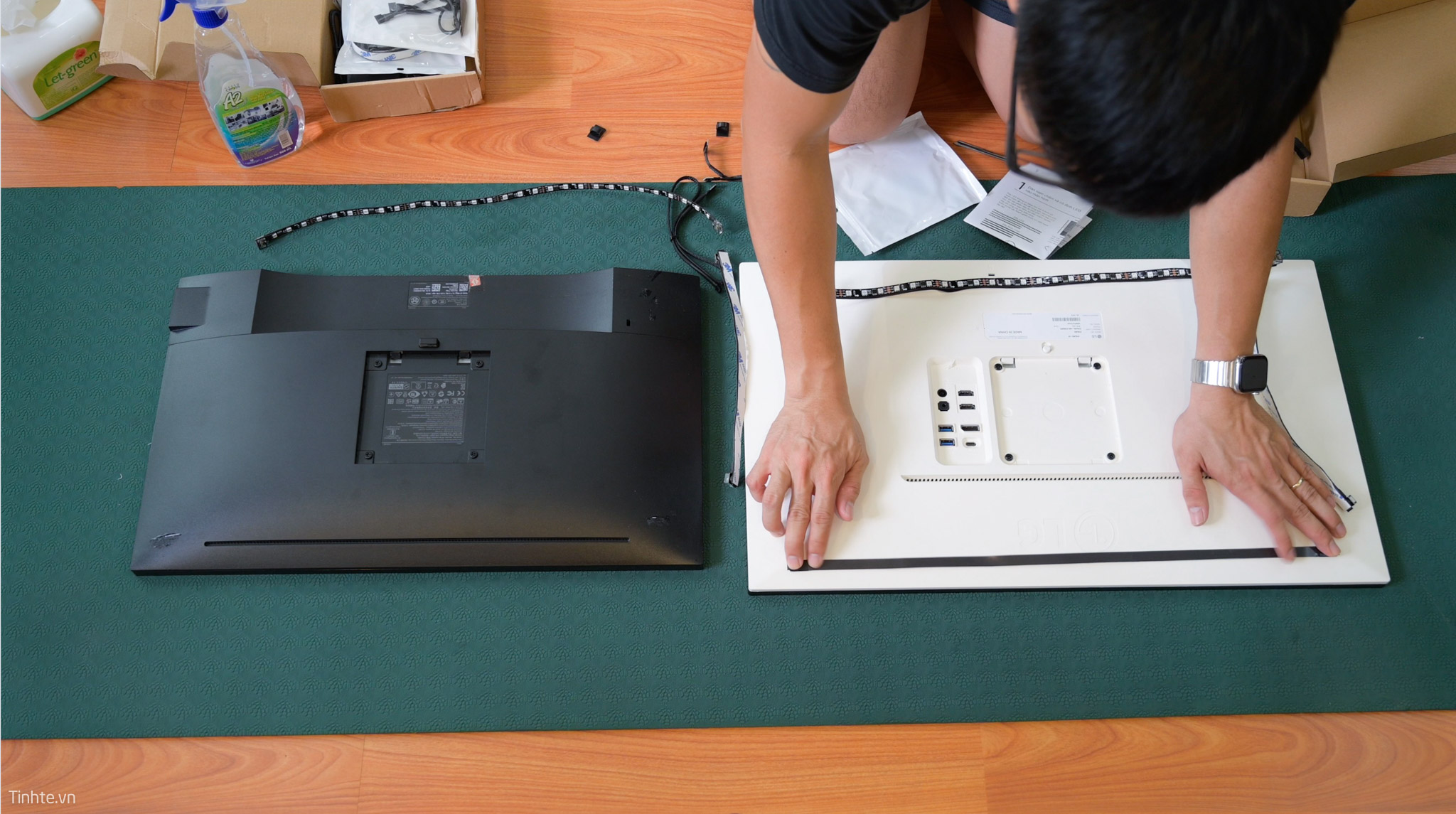 Trên tay led dán màn hình Ambino Black: đổi màu theo môi trường, giá ...