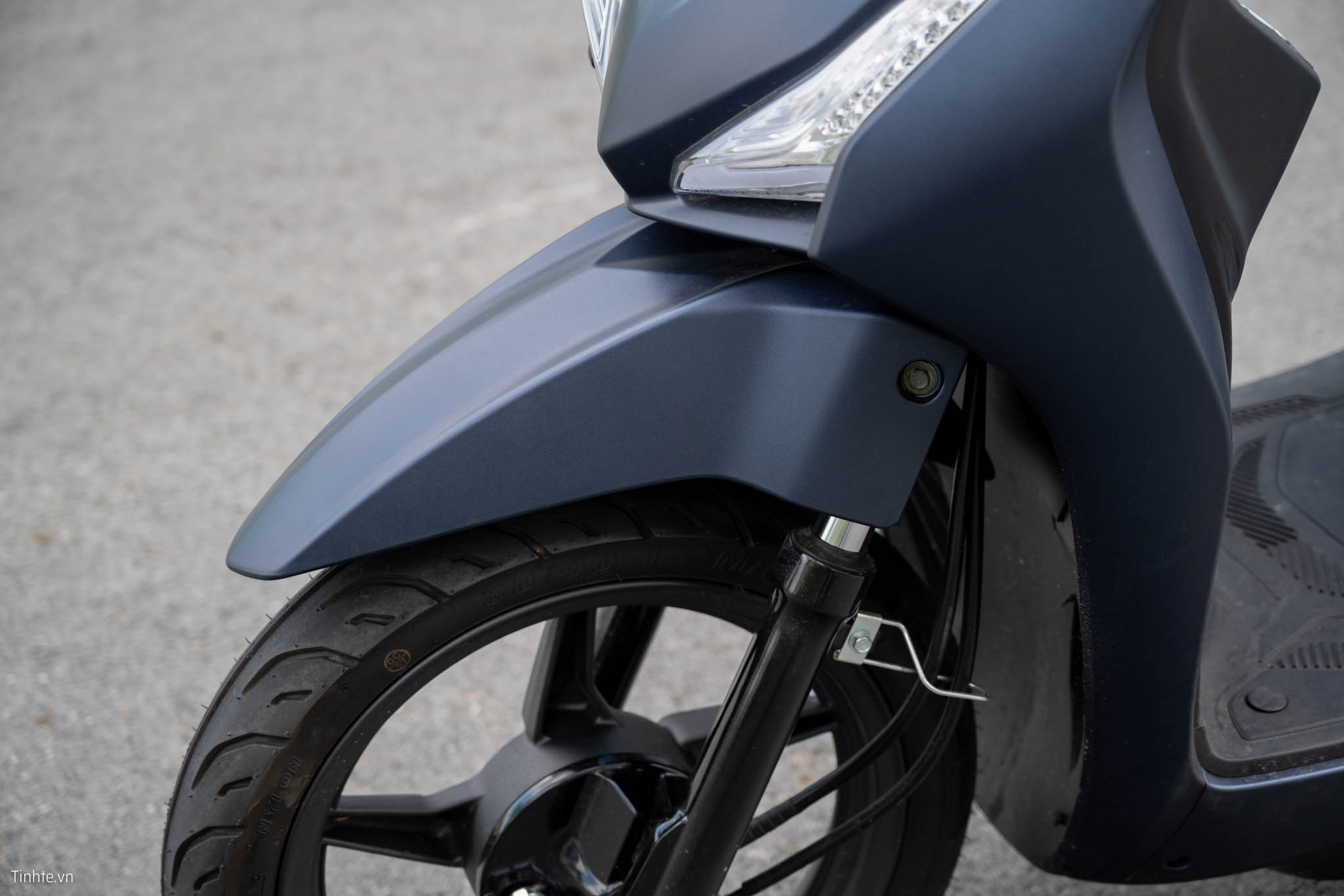 Trên tay Kymco Candy Hermosa 50: xe đẹp và tiện dụng, đèn LED hiện đại ...