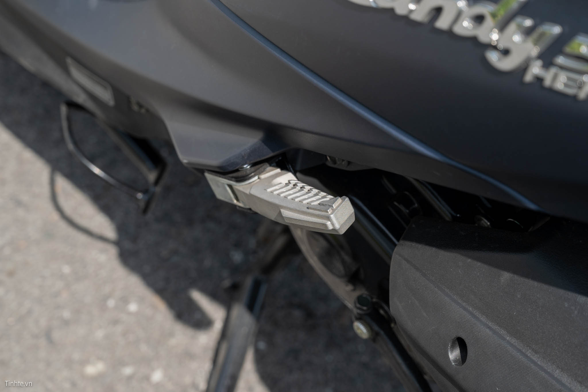 Trên tay Kymco Candy Hermosa 50: xe đẹp và tiện dụng, đèn LED hiện đại ...