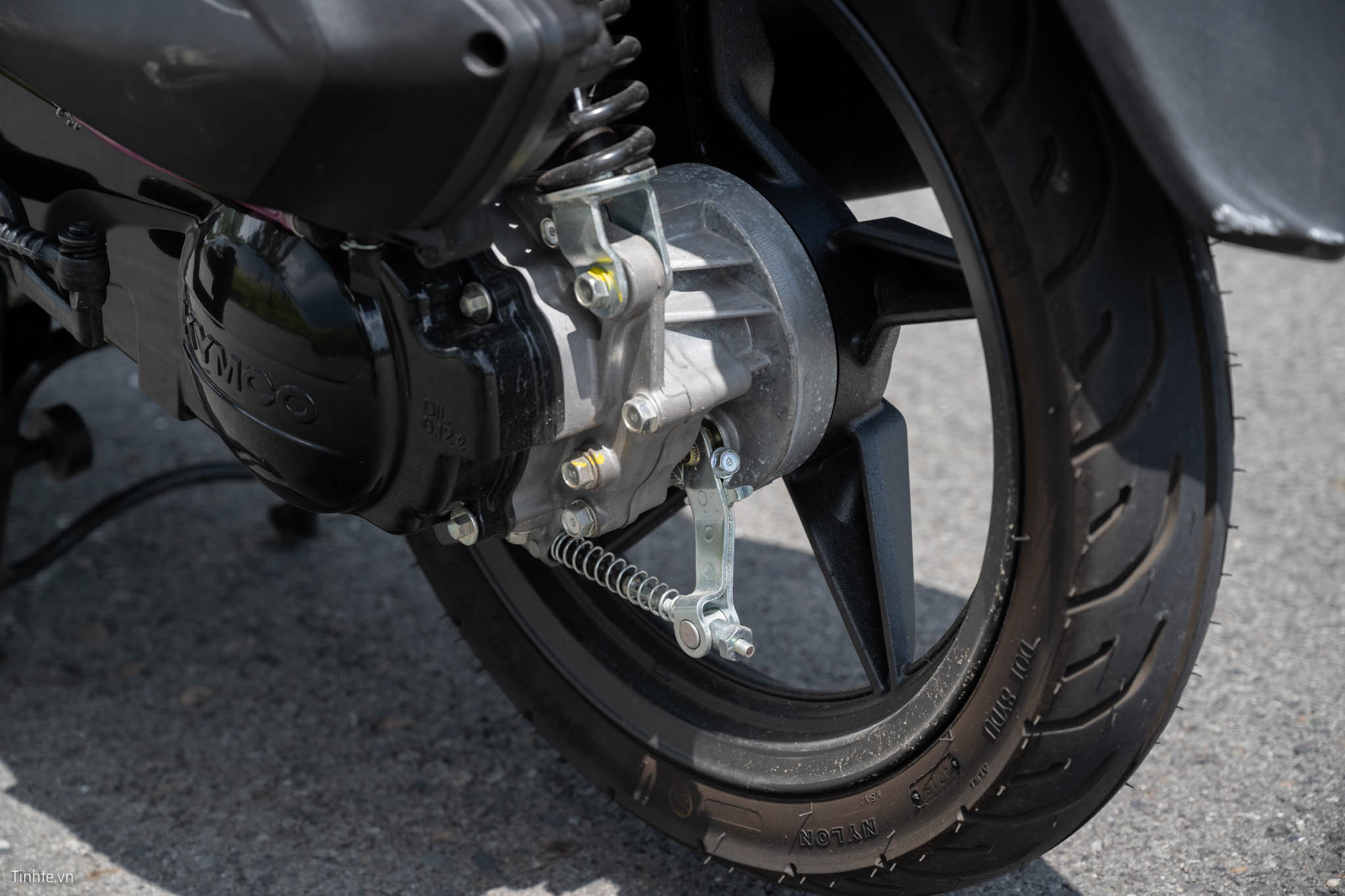 Trên tay Kymco Candy Hermosa 50: xe đẹp và tiện dụng, đèn LED hiện đại ...
