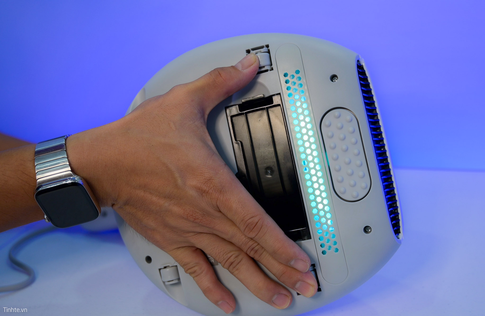 Trên tay máy hút bụi giường nệm Deerma CM800: ngon - bổ - rẻ, hợp vệ sinh