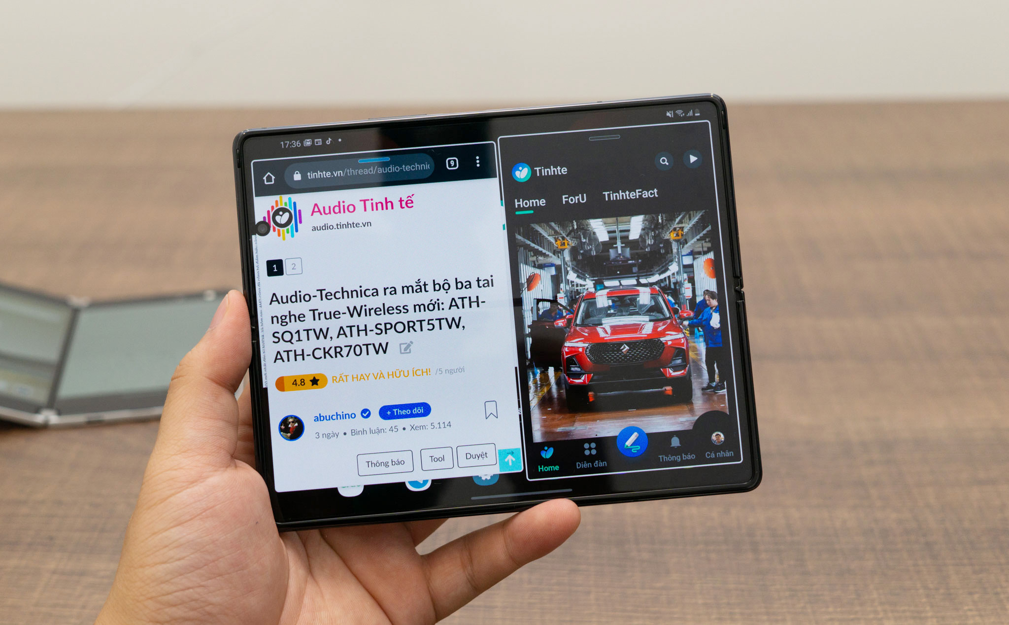 Surface Duo vs. Galaxy Z Fold 2: so sánh ngoại hình, độ tiện lợi, cách ...