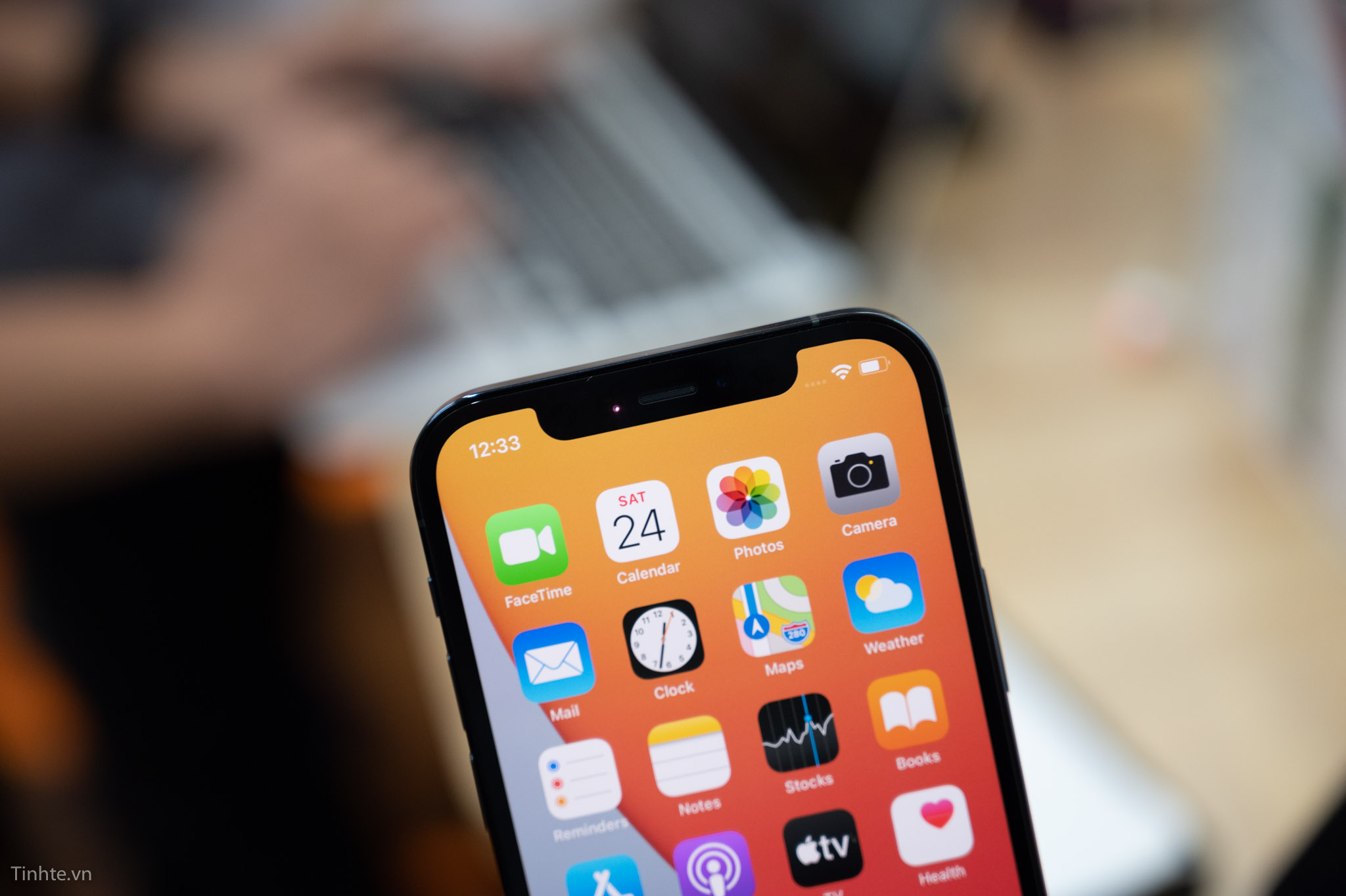 Trên tay iPhone 12 Pro