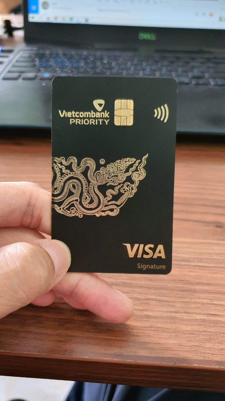 Thẻ credit card vip các bác hay dùng của ngân hàng nào