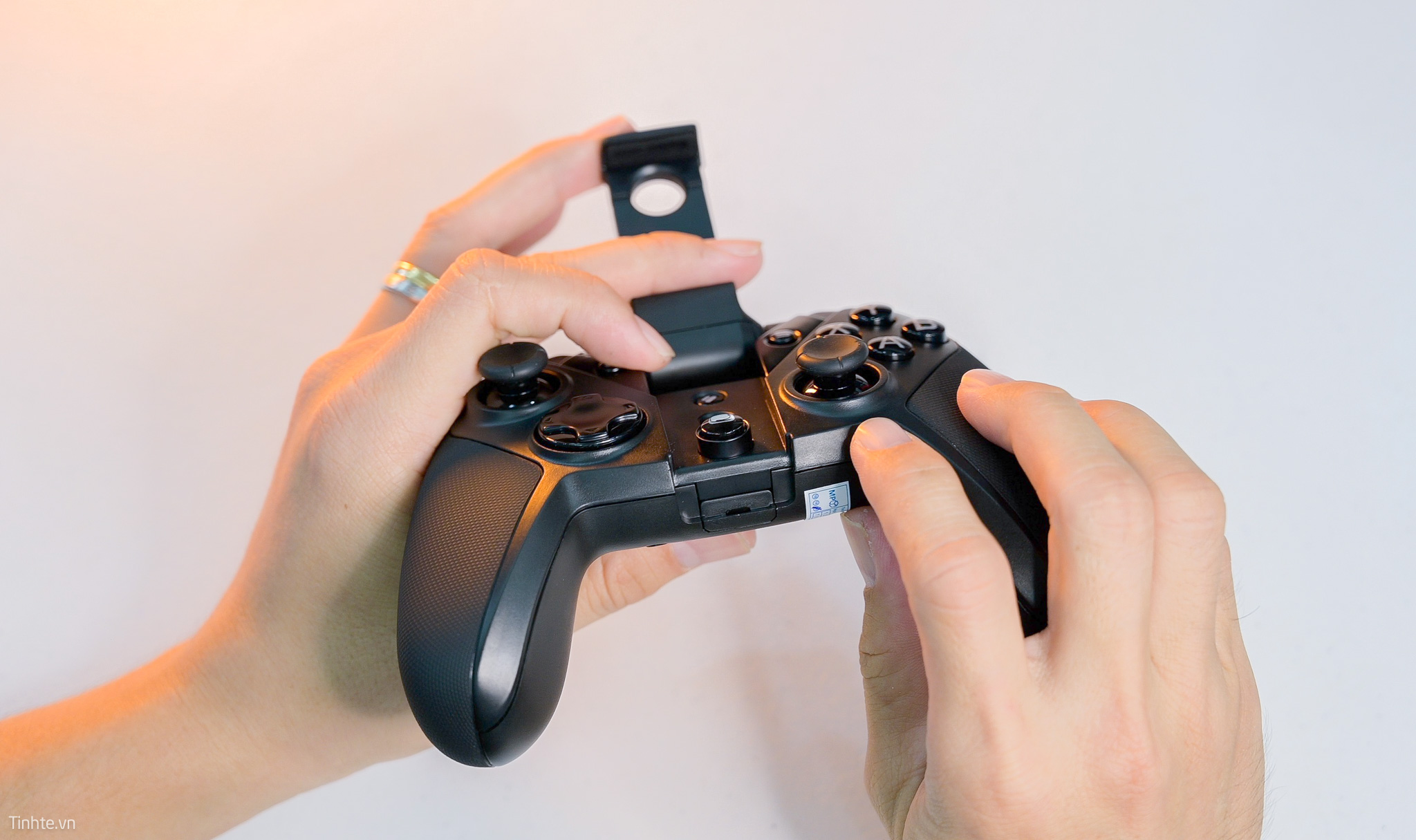 Đánh giá tay game GameSir G4 Pro: Lựa chọn tốt cho anh em thích game ...