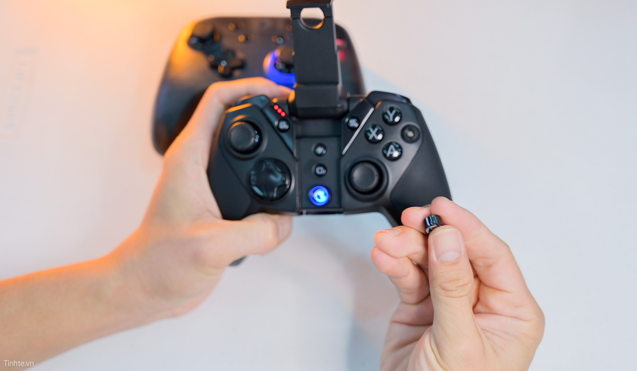 Đánh giá tay game GameSir G4 Pro: Lựa chọn tốt cho anh em thích game ...