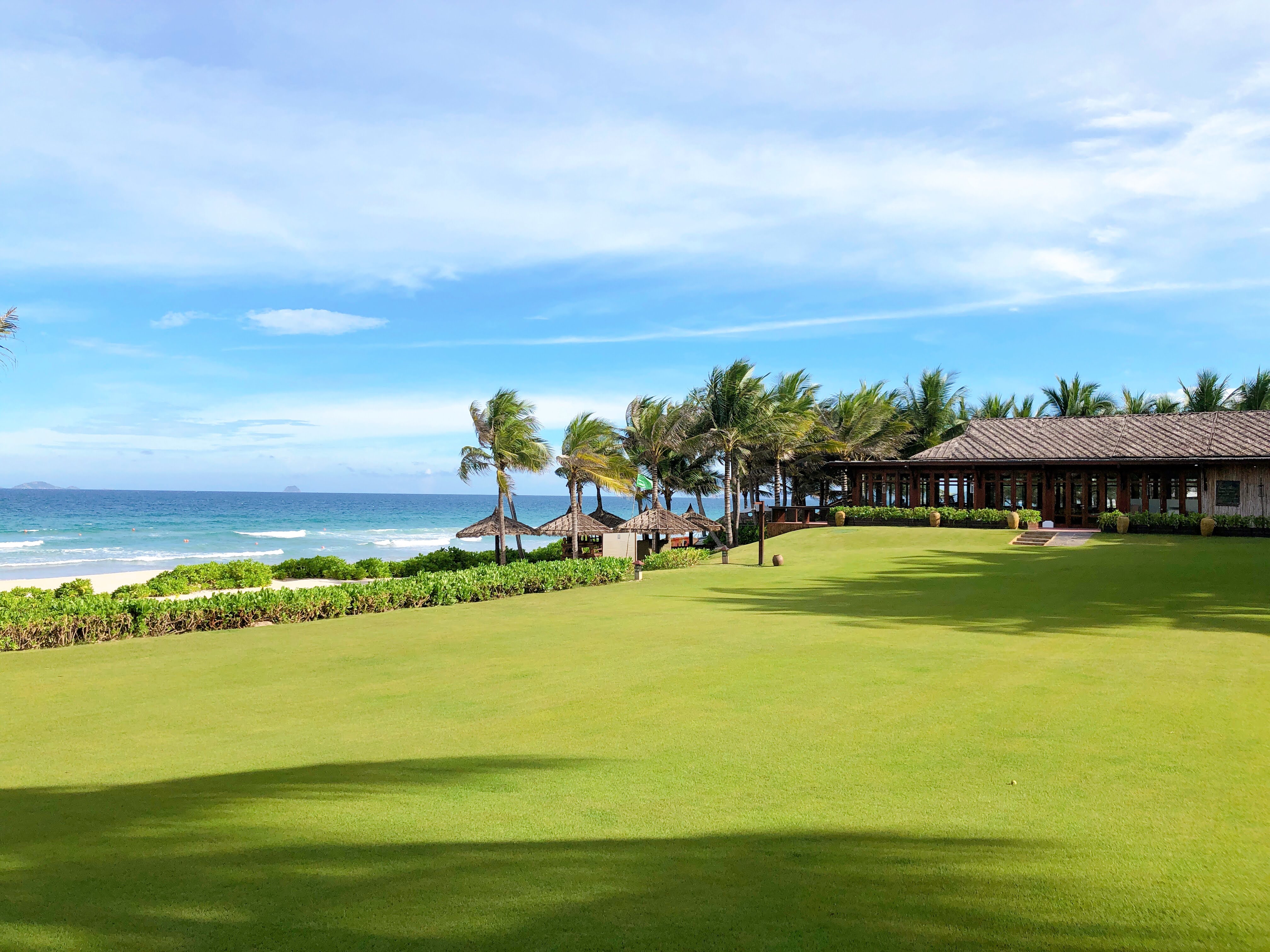 Trải nghiệm resort The Anam, chuẩn 5 sao với mảng xanh rộng nhất Cam ...